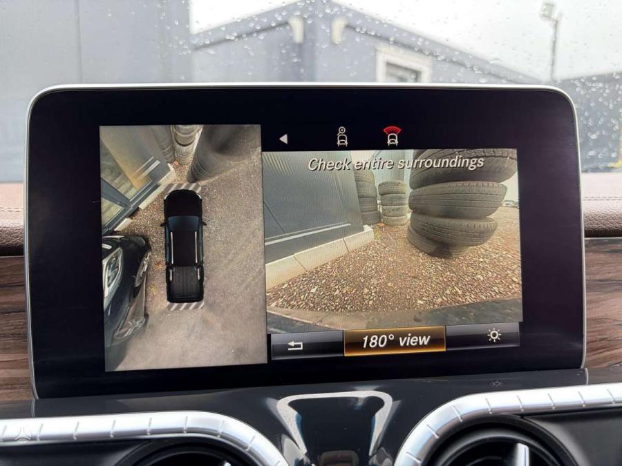 Green Mercedes-Benz X 250 2018 in Vilnius, with an engine capacity of 2.30 L and mileage of 205 thousand km for 21900 €, photo 20 on AUTOMOTO.COM.LV