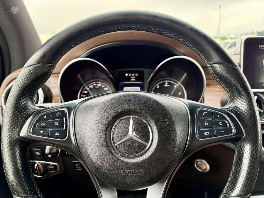 Green Mercedes-Benz X 250 2018 in Vilnius, with an engine capacity of 2.30 L and mileage of 205 thousand km for 21900 €, photo 22 on AUTOMOTO.COM.LV