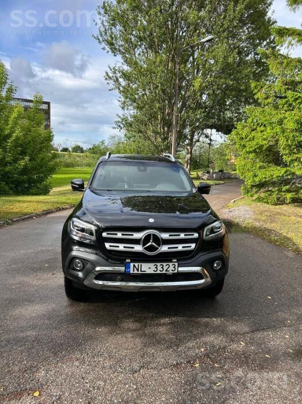 Black Mercedes-Benz X 350 2019 in Riga, with an engine capacity of 2.90 L and mileage of 161 thousand km for 34000 €, photo 1 on AUTOMOTO.COM.LV