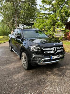 Black Mercedes-Benz X 350 2019 in Riga, with an engine capacity of 2.90 L and mileage of 161 thousand km for 34000 €, photo 3 on AUTOMOTO.COM.LV