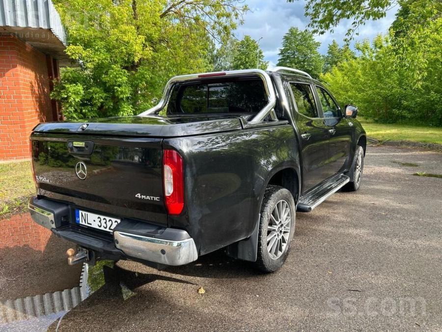 Black Mercedes-Benz X 350 2019 in Riga, with an engine capacity of 2.90 L and mileage of 161 thousand km for 34000 €, photo 4 on AUTOMOTO.COM.LV