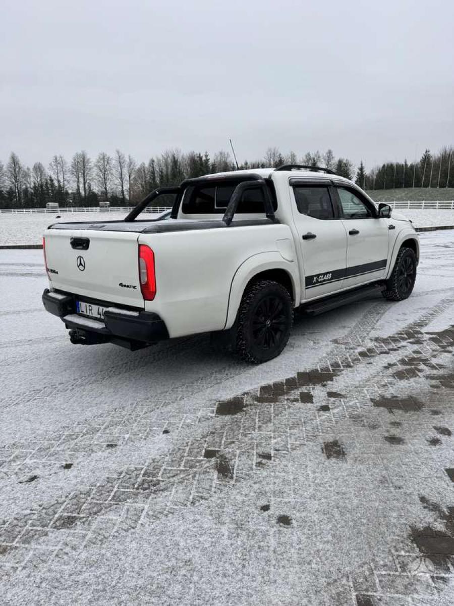 White Mercedes-Benz X 350 2019 in Joniskis, with an engine capacity of 2.99 L and mileage of 190 thousand km for 35500 €, photo 3 on AUTOMOTO.COM.LV