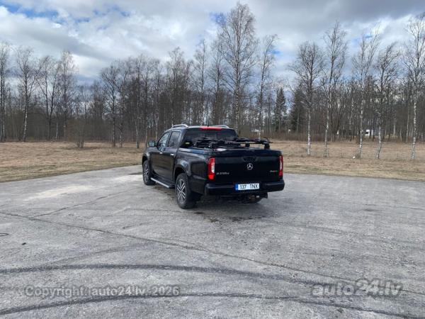 Black Mercedes-Benz X-Class 2019 in Tallinn, with an engine capacity of 2.30 L and mileage of 129 thousand km for 35000 €, photo 4 on AUTOMOTO.COM.LV