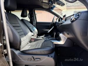 Melns Mercedes-Benz X-Class 2019 Tallina, ar dzinēja tilpumu 3.00 L un nobraukumu 136 tūkst. km par 36900 €, foto 13 vietnē AUTOMOTO.COM.LV