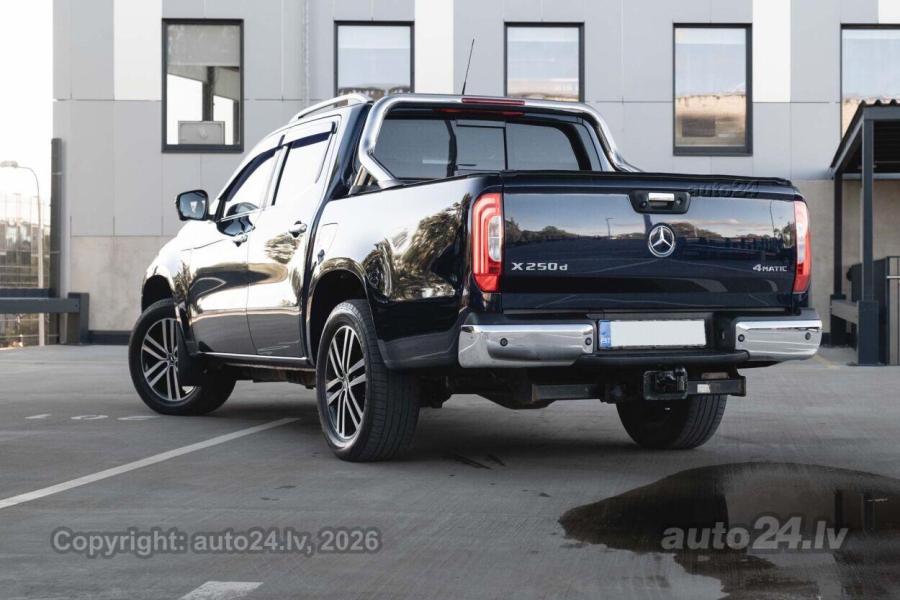 Zils Mercedes-Benz X-Class 2018 Tartu, ar dzinēja tilpumu 2.30 L un nobraukumu 172 tūkst. km par 28900 €, foto 10 vietnē AUTOMOTO.COM.LV