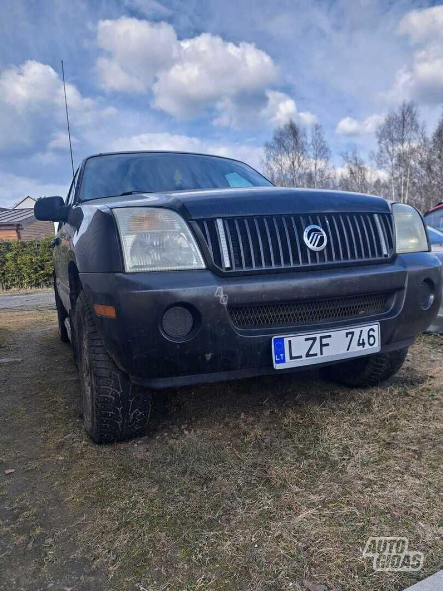 Black Mercury Mountaineer 2004 in Vilnius, with an engine capacity of 4.70 L and mileage of 351 thousand km for 3300 €, photo 2 on AUTOMOTO.COM.LV