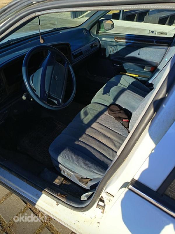 White Mercury Sable 1990 in Polva, with an engine capacity of 3.80 L and mileage of 0 thousand km for 1500 €, photo 9 on AUTOMOTO.COM.LV