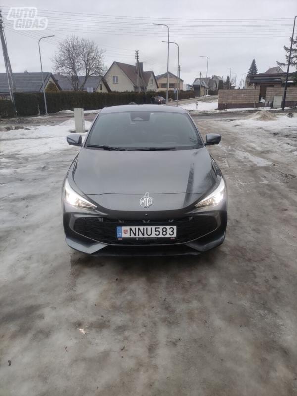 Pelēks MG 3 2024 Alīta, ar dzinēja tilpumu 1.50 L un nobraukumu 11 tūkst. km par 15000 €, foto 1 vietnē AUTOMOTO.COM.LV
