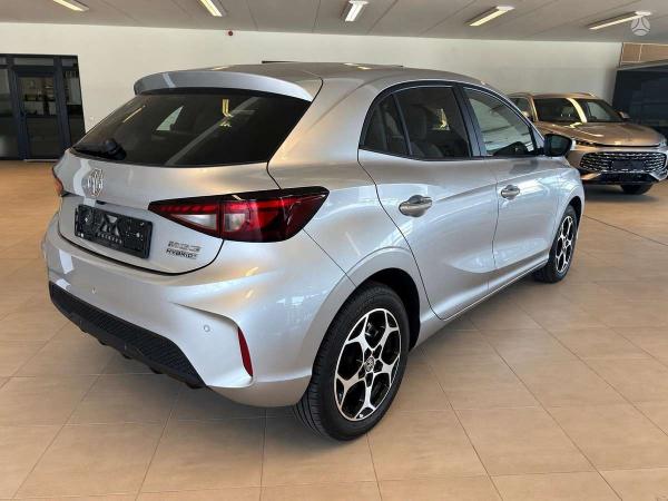 Pelēks MG 3 2025 Šauļi, ar dzinēja tilpumu 1.49 L un nobraukumu 0 tūkst. km par 20500 €, foto 4 vietnē AUTOMOTO.COM.LV
