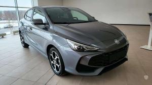 Pelēks MG 3 2026 Šauļi, ar dzinēja tilpumu 1.49 L un nobraukumu 5 tūkst. km par 23780 €, foto  vietnē AUTOMOTO.COM.LV