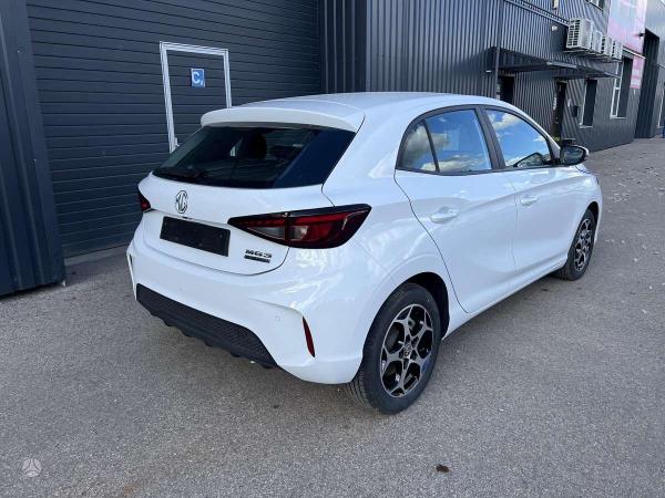 White MG 3 2024 in Alytus, with an engine capacity of 1.50 L and mileage of 17 thousand km for 6500 €, photo 7 on AUTOMOTO.COM.LV