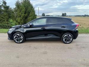 Black MG 4 EV 2023 in Kaunas, with an engine capacity of 0.00 L and mileage of 77 thousand km for 9650 €, photo 7 on AUTOMOTO.COM.LV