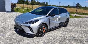 Pelēks MG 4 EV 2024 Alīta, ar dzinēja tilpumu 0.00 L un nobraukumu 4 tūkst. km par 14800 €, foto 6 vietnē AUTOMOTO.COM.LV