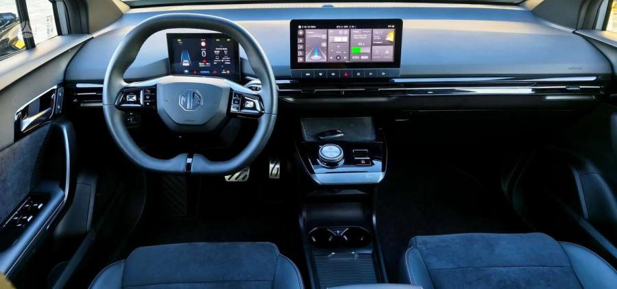 Pelēks MG 4 EV 2024 Alīta, ar dzinēja tilpumu 0.00 L un nobraukumu 4 tūkst. km par 14800 €, foto 16 vietnē AUTOMOTO.COM.LV