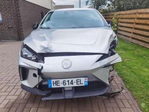 Серый МГ 4 EV 2025 в Каунас, объемом двигателя 0.00 л и пробегом 30 тыс. км за 9400 €, фото 10 на AUTOMOTO.COM.LV