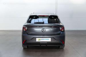 Серый МГ 4 EV 2026 в Клайпеда, объемом двигателя 0.00 л и пробегом 2 тыс. км за 30990 €, фото 4 на AUTOMOTO.COM.LV