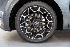 Серый МГ 4 EV 2026 в Клайпеда, объемом двигателя 0.00 л и пробегом 2 тыс. км за 30990 €, фото 8 на AUTOMOTO.COM.LV