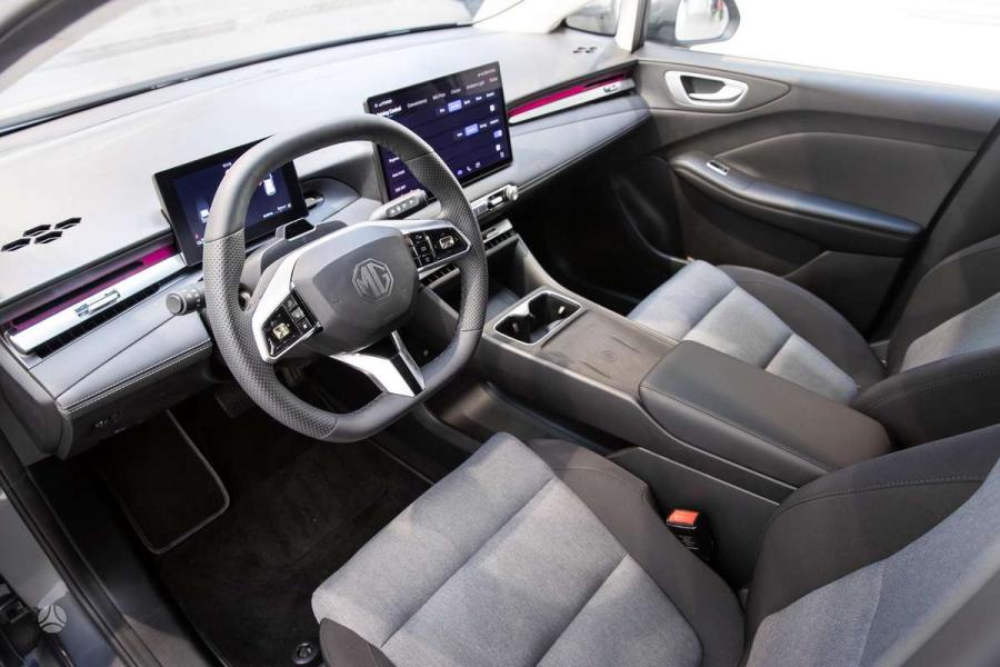 Серый МГ 4 EV 2026 в Клайпеда, объемом двигателя 0.00 л и пробегом 2 тыс. км за 30990 €, фото 10 на AUTOMOTO.COM.LV