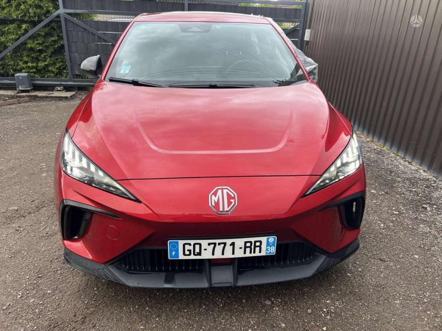 Sarkans MG 4 EV 2023 Kauņa, ar dzinēja tilpumu 0.00 L un nobraukumu 59 tūkst. km par 8700 €, foto 3 vietnē AUTOMOTO.COM.LV