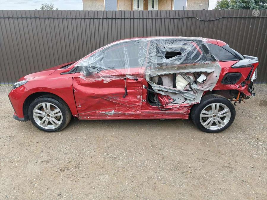 Sarkans MG 4 EV 2023 Kauņa, ar dzinēja tilpumu 0.00 L un nobraukumu 59 tūkst. km par 7700 €, foto 6 vietnē AUTOMOTO.COM.LV