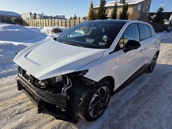 Balts MG 4 EV 2022 Šauļi, ar dzinēja tilpumu 0.00 L un nobraukumu 52 tūkst. km par 12900 €, foto 1 vietnē AUTOMOTO.COM.LV