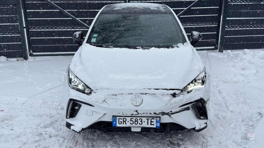 Balts MG 4 EV 2023 Jonava, ar dzinēja tilpumu 0.00 L un nobraukumu 44 tūkst. km par 12999 €, foto 10 vietnē AUTOMOTO.COM.LV
