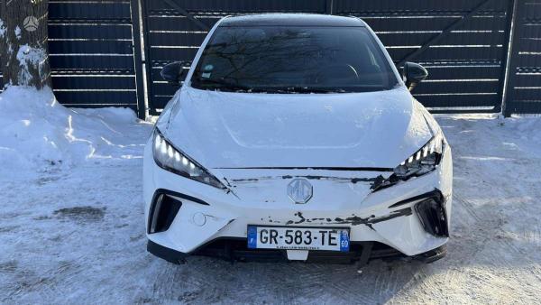 Balts MG 4 EV 2023 Jonava, ar dzinēja tilpumu 0.00 L un nobraukumu 44 tūkst. km par 12800 €, foto 10 vietnē AUTOMOTO.COM.LV