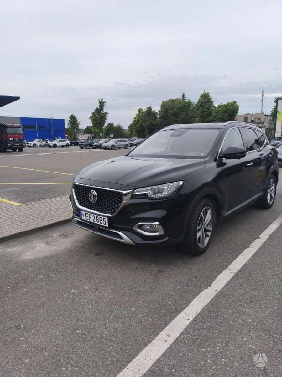Black MG EHS 2021 in Kaunas, with an engine capacity of 1.49 L and mileage of 83 thousand km for 16000 €, photo 1 on AUTOMOTO.COM.LV