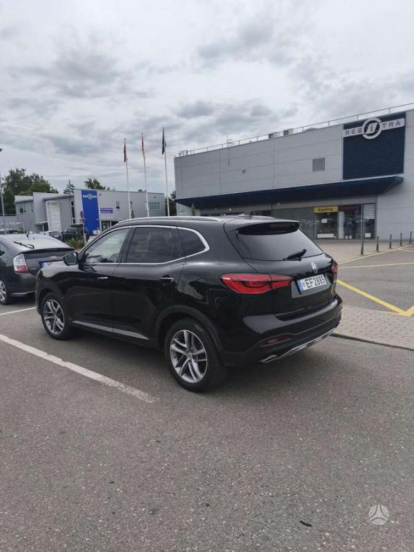 Black MG EHS 2021 in Kaunas, with an engine capacity of 1.49 L and mileage of 83 thousand km for 16000 €, photo 2 on AUTOMOTO.COM.LV
