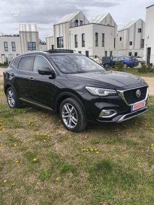 Black MG EHS 2021 in Kaunas, with an engine capacity of 1.49 L and mileage of 83 thousand km for 16000 €, photo 9 on AUTOMOTO.COM.LV