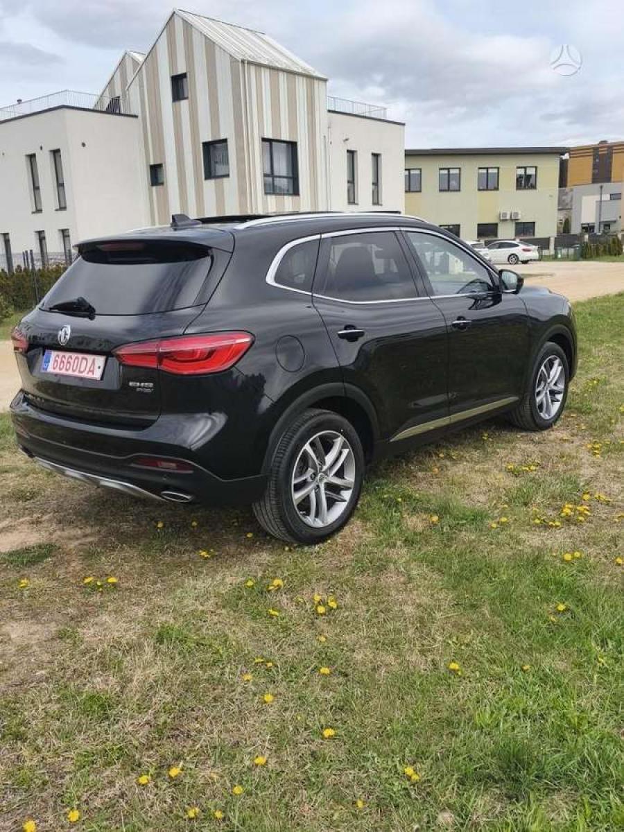 Black MG EHS 2021 in Kaunas, with an engine capacity of 1.49 L and mileage of 83 thousand km for 16000 €, photo 10 on AUTOMOTO.COM.LV