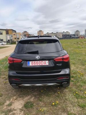 Black MG EHS 2021 in Kaunas, with an engine capacity of 1.49 L and mileage of 83 thousand km for 16000 €, photo 12 on AUTOMOTO.COM.LV