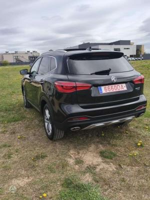 Black MG EHS 2021 in Kaunas, with an engine capacity of 1.49 L and mileage of 83 thousand km for 16000 €, photo 13 on AUTOMOTO.COM.LV