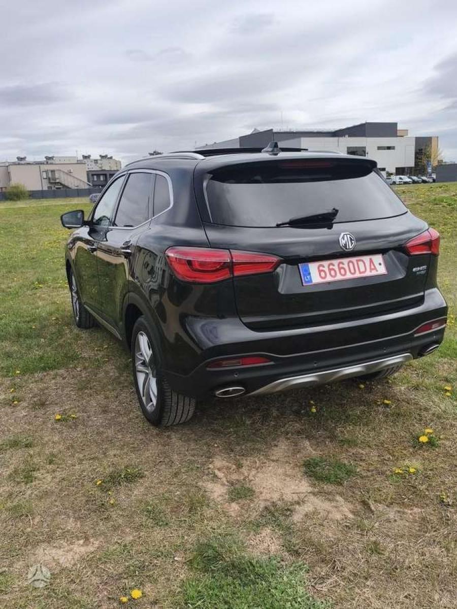 Black MG EHS 2021 in Kaunas, with an engine capacity of 1.49 L and mileage of 83 thousand km for 16000 €, photo 13 on AUTOMOTO.COM.LV