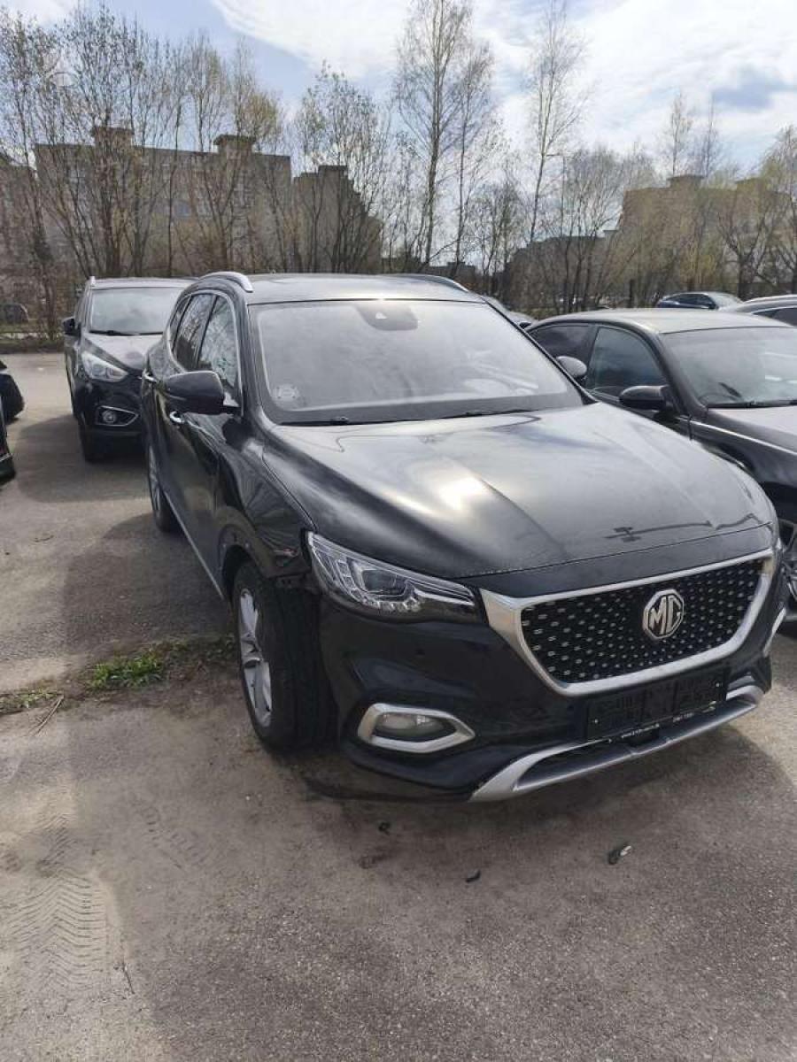Black MG EHS 2021 in Kaunas, with an engine capacity of 1.49 L and mileage of 83 thousand km for 16000 €, photo 37 on AUTOMOTO.COM.LV