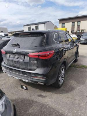 Black MG EHS 2021 in Kaunas, with an engine capacity of 1.49 L and mileage of 83 thousand km for 16000 €, photo 39 on AUTOMOTO.COM.LV