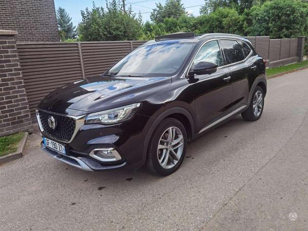 Black MG EHS 2022 in Kaunas, with an engine capacity of 1.49 L and mileage of 99 thousand km for 12500 €, photo 1 on AUTOMOTO.COM.LV