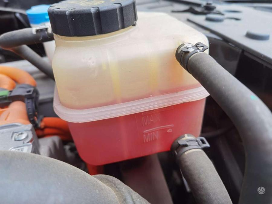 Melns MG EHS 2022 Kauņa, ar dzinēja tilpumu 1.49 L un nobraukumu 99 tūkst. km par 12500 €, foto 35 vietnē AUTOMOTO.COM.LV