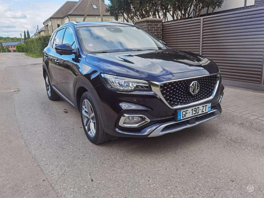 Melns MG EHS 2022 Kauņa, ar dzinēja tilpumu 1.49 L un nobraukumu 99 tūkst. km par 12500 €, foto 58 vietnē AUTOMOTO.COM.LV