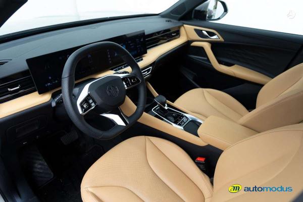 MG HS 2025 in Vilnius on AUTOMOTO.COM.LV Black MG HS 2025 in Vilnius, with an engine capacity of 1.50 L and mileage of 16 thousand km for 29990 €, photo 7 on AUTOMOTO.COM.LV