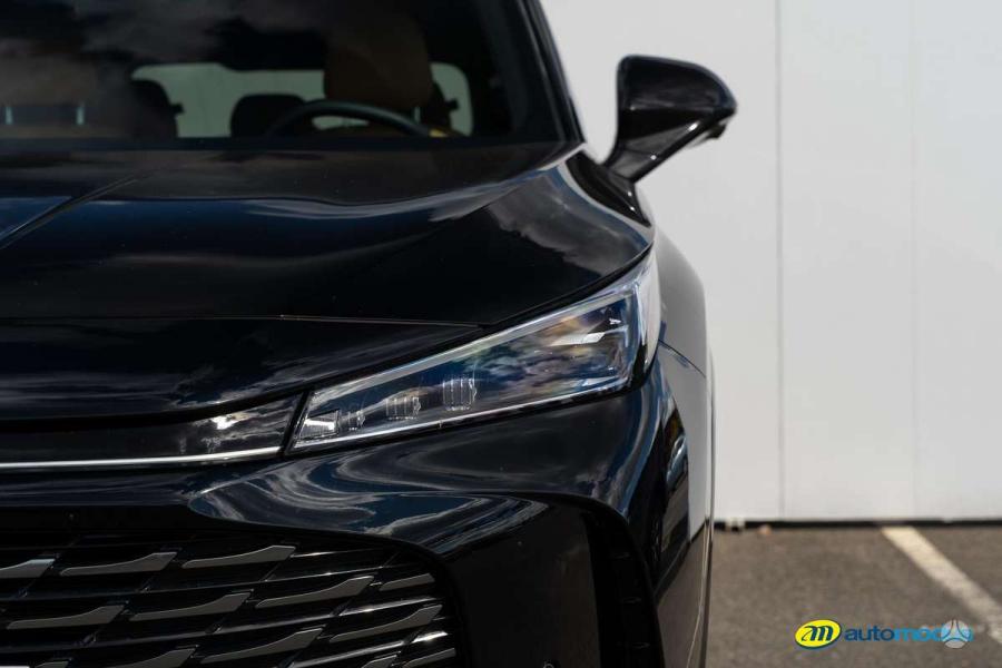 Melns MG HS 2025 Viļņa, ar dzinēja tilpumu 1.50 L un nobraukumu 16 tūkst. km par 29990 €, foto 24 vietnē AUTOMOTO.COM.LV