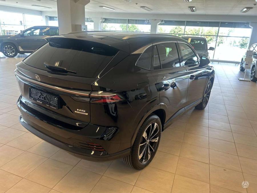 Melns MG HS 2026 Šauļi, ar dzinēja tilpumu 1.50 L un nobraukumu 0 tūkst. km par 32490 €, foto 7 vietnē AUTOMOTO.COM.LV