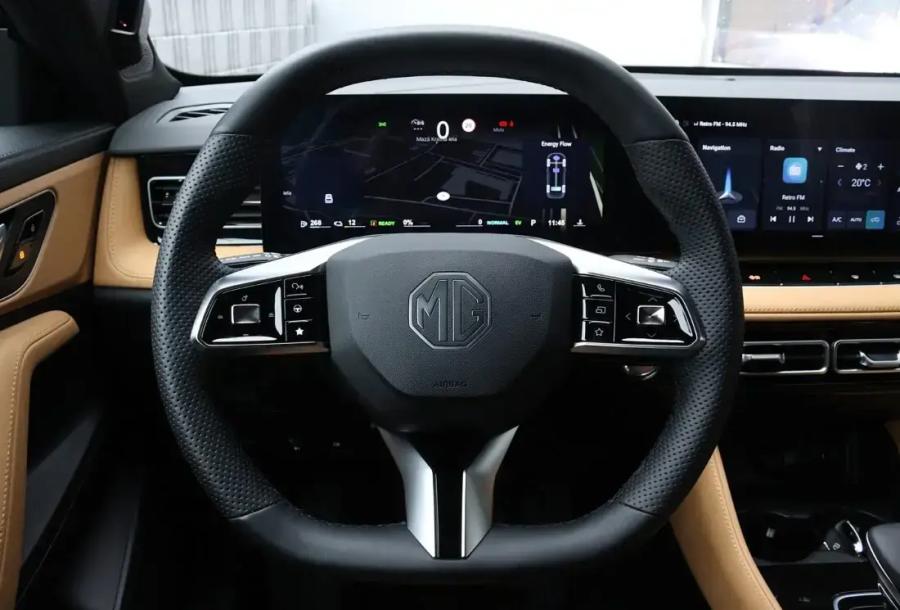 Melns MG HS 2026 Rīga, ar dzinēja tilpumu 1.50 L un nobraukumu 15 tūkst. km par 35840 €, foto 5 vietnē AUTOMOTO.COM.LV