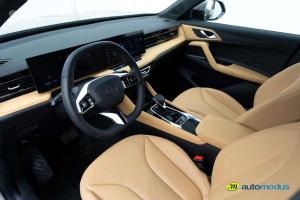 Grey MG HS 2025 in Vilnius, with an engine capacity of 1.50 L and mileage of 19 thousand km for 29990 €, photo 12 on AUTOMOTO.COM.LV