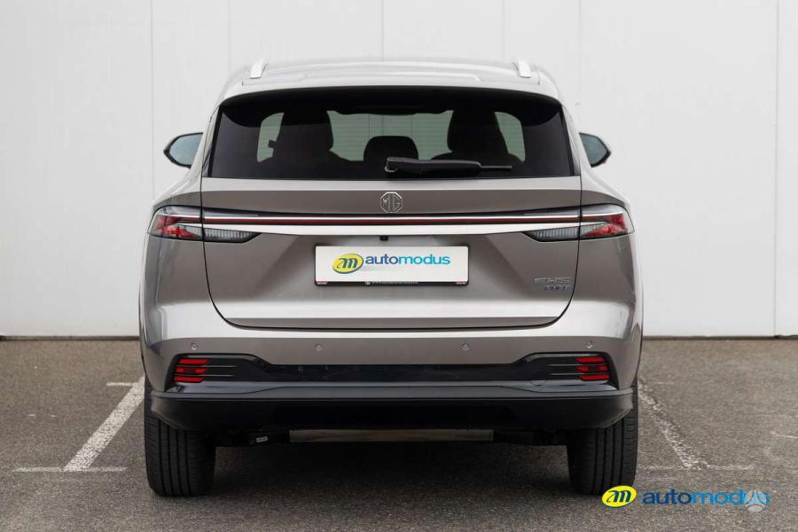Grey MG HS 2025 in Vilnius, with an engine capacity of 1.50 L and mileage of 19 thousand km for 29990 €, photo 39 on AUTOMOTO.COM.LV