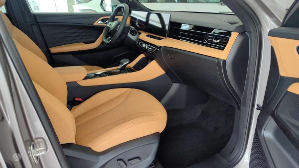 Pelēks MG HS 2026 Šauļi, ar dzinēja tilpumu 1.50 L un nobraukumu 5 tūkst. km par 32280 €, foto 9 vietnē AUTOMOTO.COM.LV