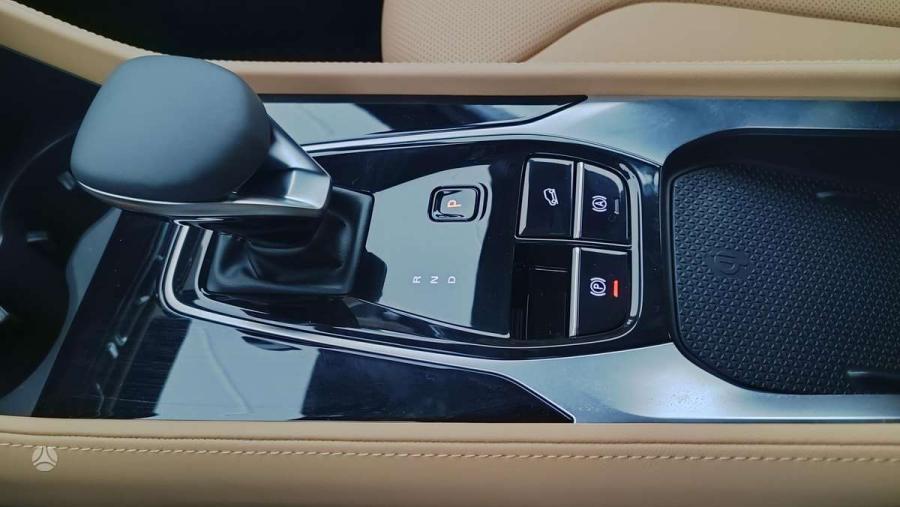 Pelēks MG HS 2026 Šauļi, ar dzinēja tilpumu 1.50 L un nobraukumu 5 tūkst. km par 32280 €, foto 16 vietnē AUTOMOTO.COM.LV