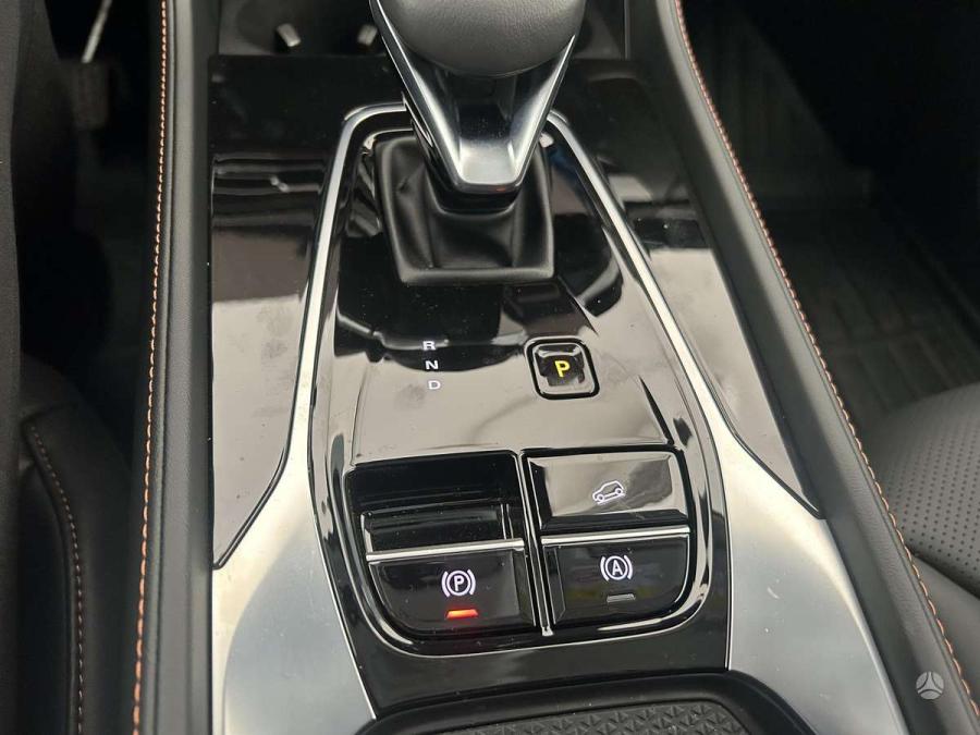 Grey MG HS 2026 in Siauliai, with an engine capacity of 1.50 L and mileage of 2 thousand km for 38500 €, photo 25 on AUTOMOTO.COM.LV