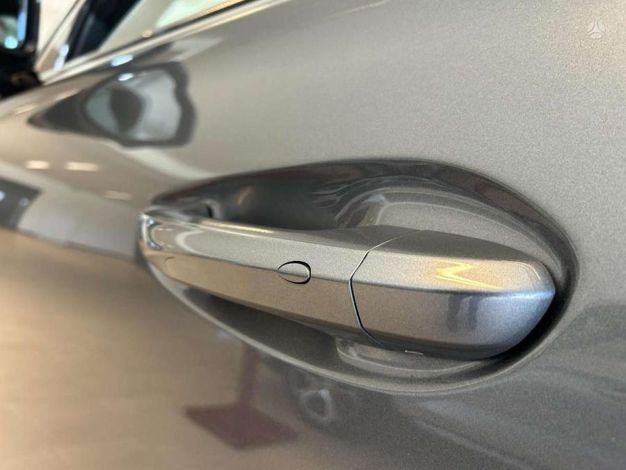 Grey MG HS 2026 in Siauliai, with an engine capacity of 1.50 L and mileage of 0 thousand km for 32490 €, photo 13 on AUTOMOTO.COM.LV
