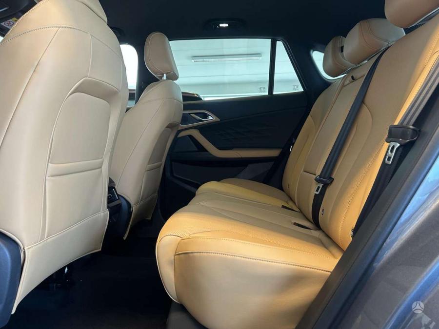 Grey MG HS 2026 in Siauliai, with an engine capacity of 1.50 L and mileage of 0 thousand km for 32490 €, photo 19 on AUTOMOTO.COM.LV